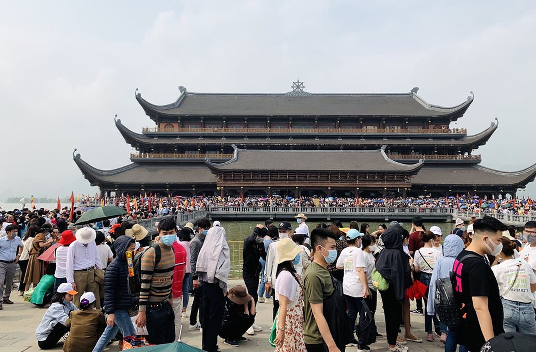 Top 15 ngôi chùa lớn nhất Việt Nam được du khách yêu thích