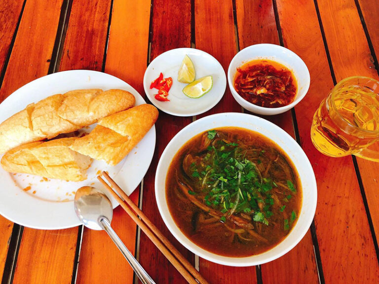 Khám phá Đảo Chè Thanh Chương - Ốc đảo chè xanh nơi xứ Nghệ
