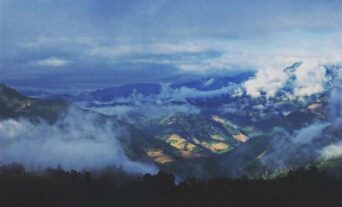 Khám phá cổng trời Mường Lống - Đi săn mây ở “Sapa của xứ Nghệ”