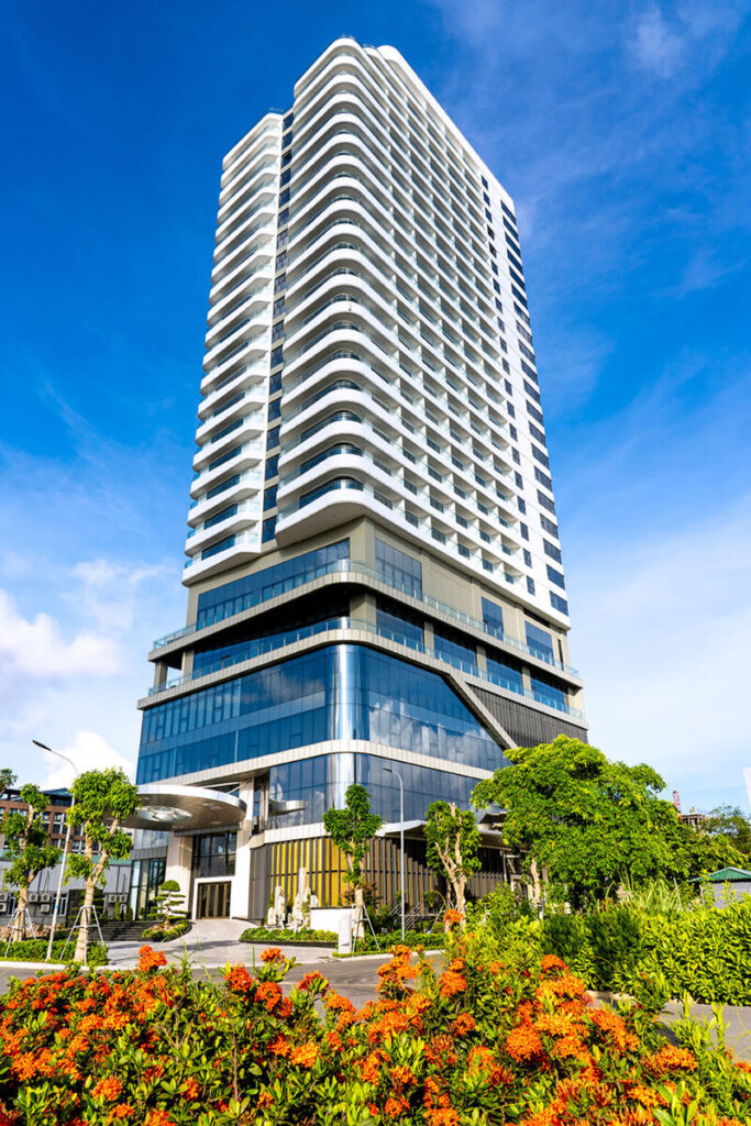 Phát Linh Hotel Hạ Long - Khách sạn 5 sao có view siêu đẹp