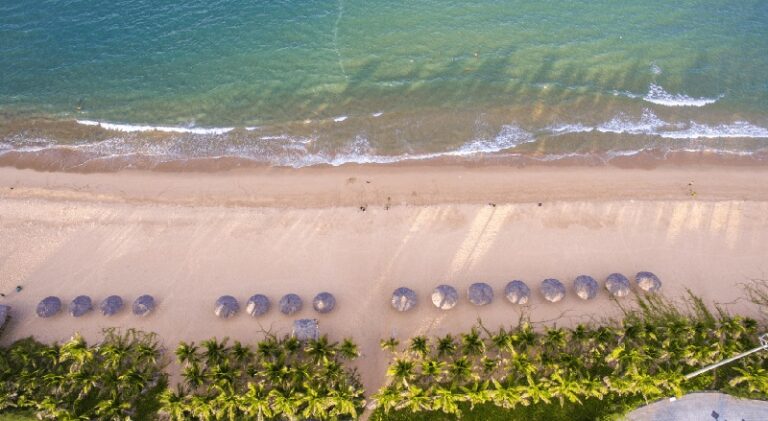 Stelia Beach Resort - “Bản giao hưởng độc bản” bên bờ đại dương