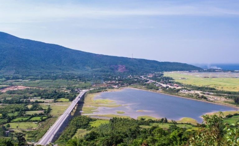 Khám phá đèo Ngang - Vẻ đẹp thơ mộng nhất Việt Nam