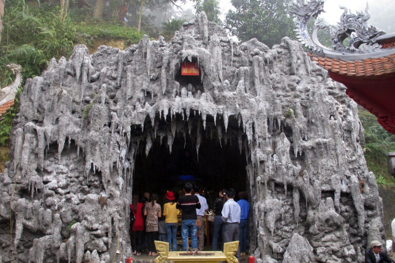 Đền Cặp Tiên - Kinh nghiệm đi lễ chi tiết bạn nên biết