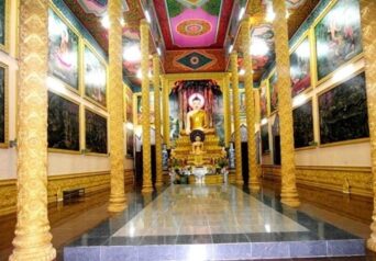 Chùa Vàm Ray - Ngôi chùa Khmer lộng lẫy bậc nhất miền Tây