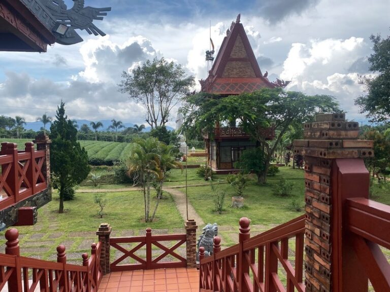 Chùa Di Đà Bảo Lộc - Ngôi chùa đẹp và lớn nhất xứ sương mù