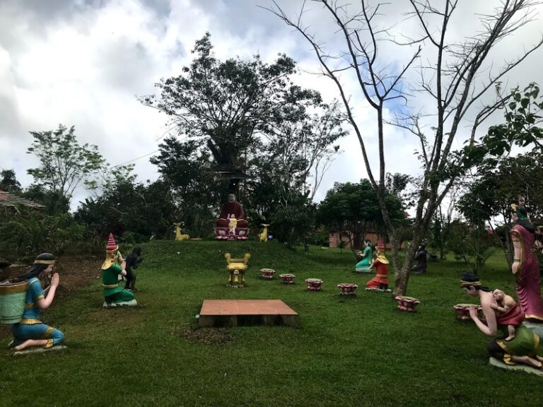 Chùa Di Đà Bảo Lộc - Ngôi chùa đẹp và lớn nhất xứ sương mù